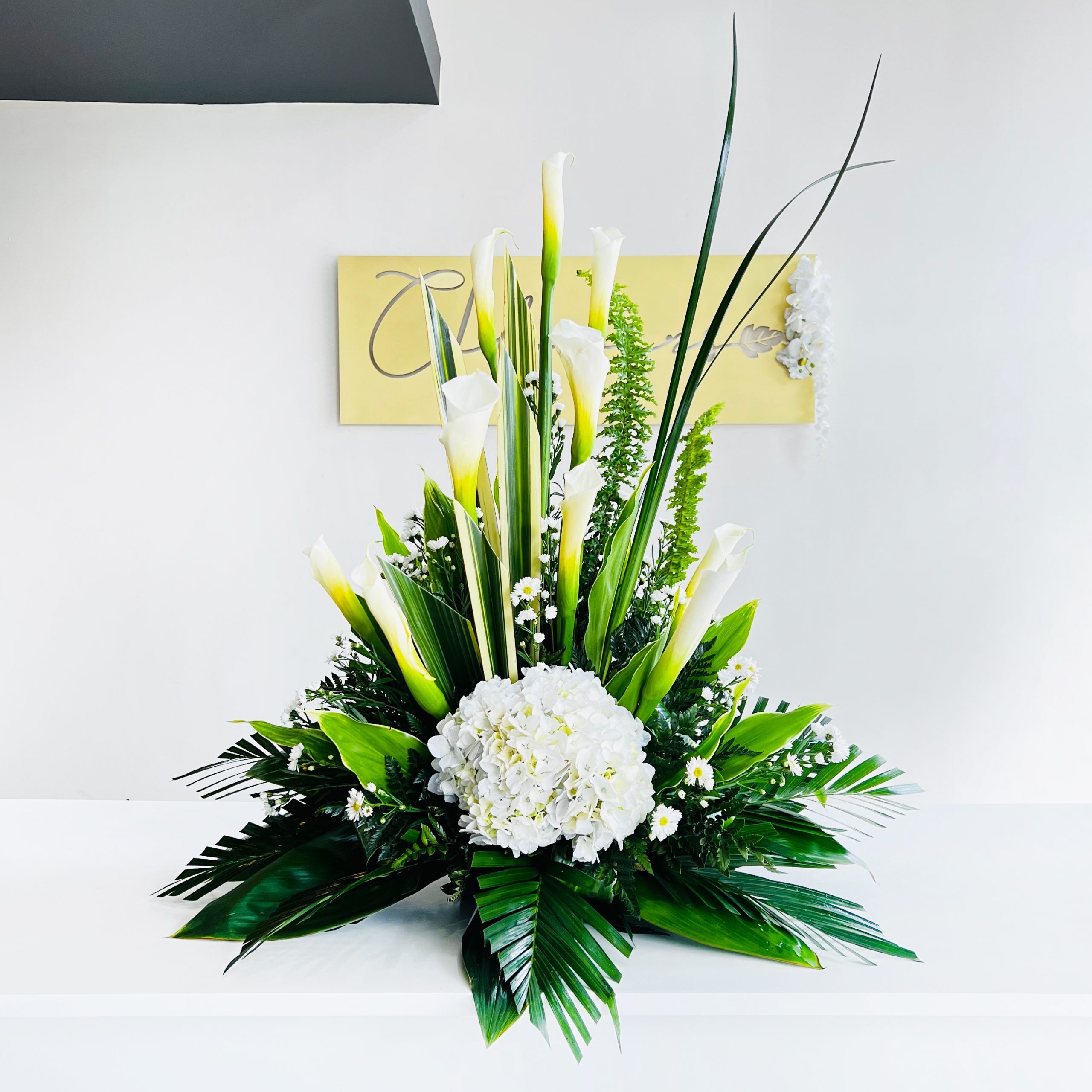 Arreglo frontal en calas | Cflowers Costa Rica